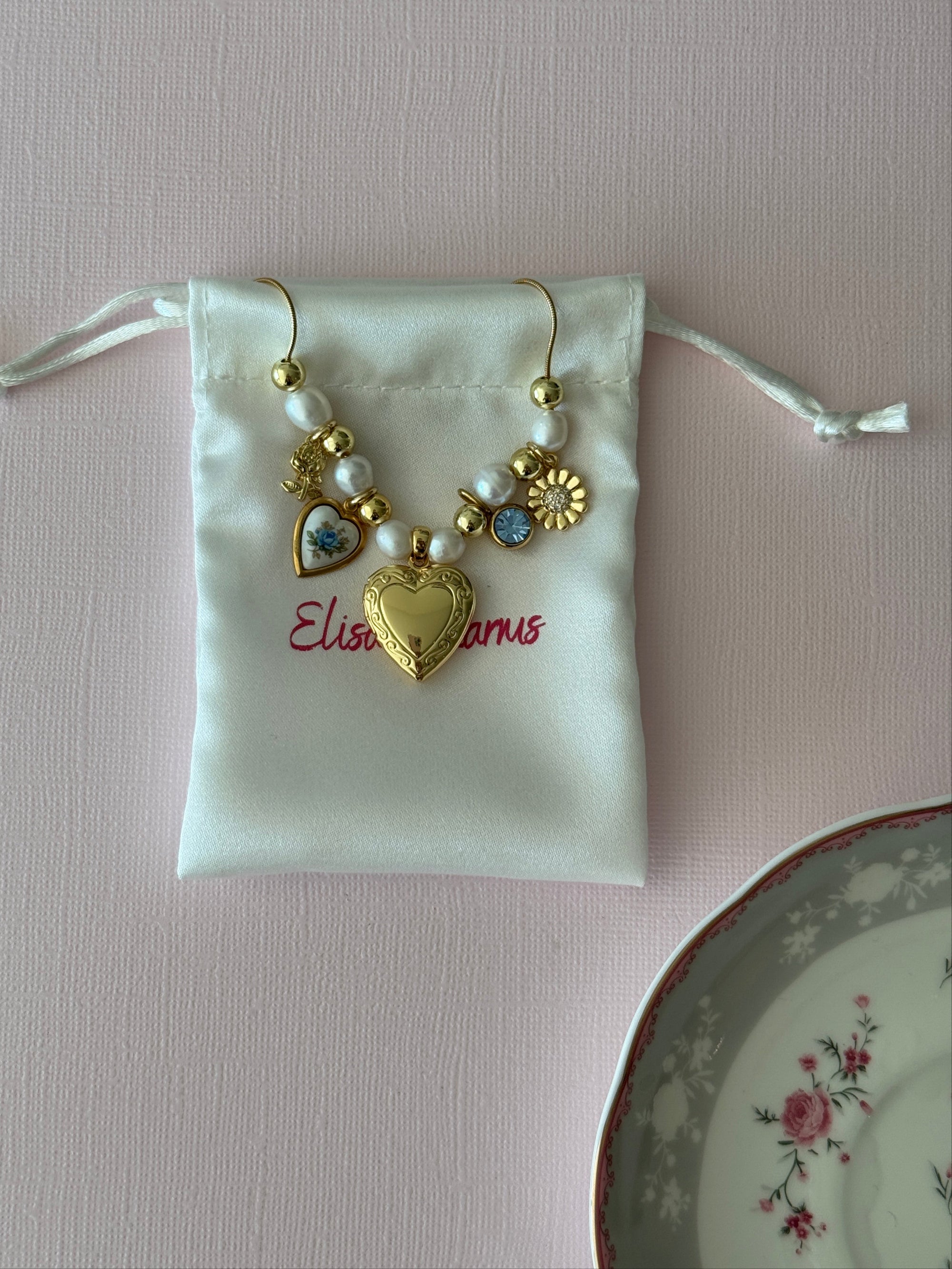 Elisa Charms